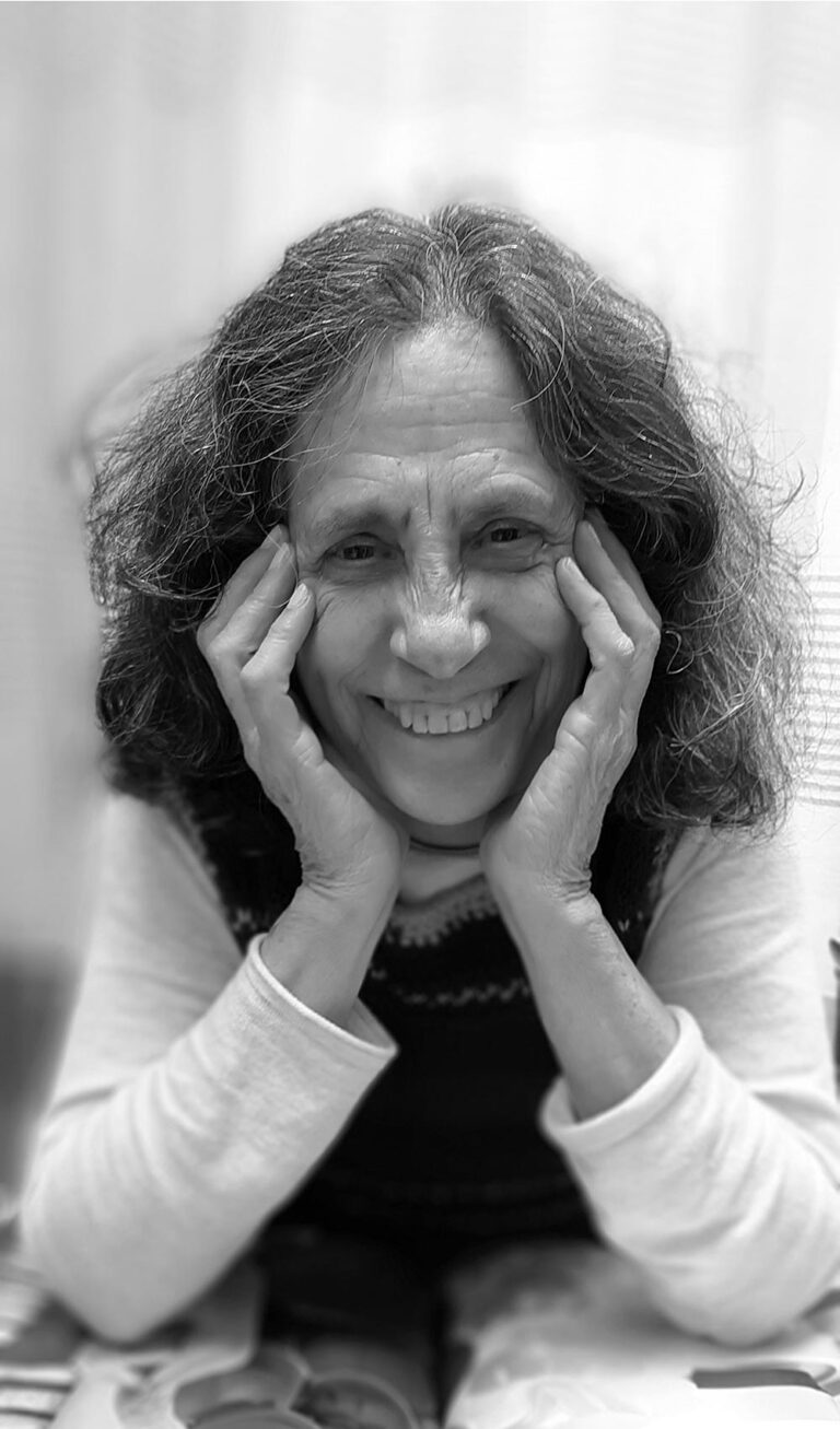 Elisa Ramírez Castañeda - Pluralia Ediciones